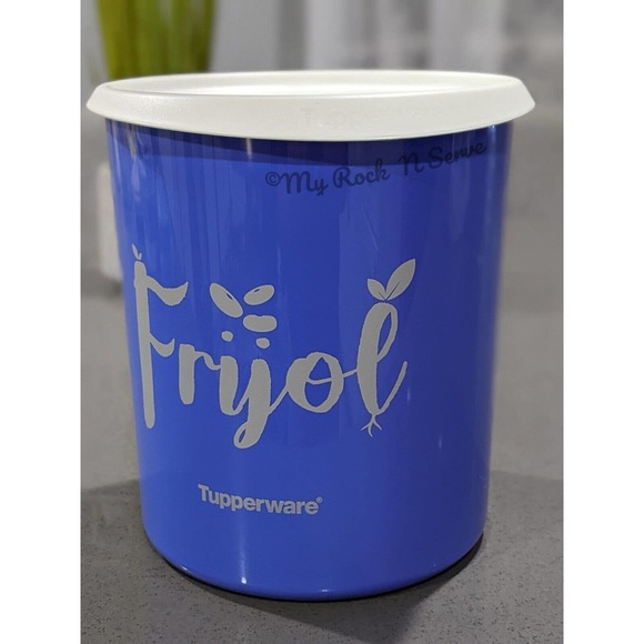 Tupperware | Kitchen | Tupperware Frijol Beans One Touch Canister 8cup ...